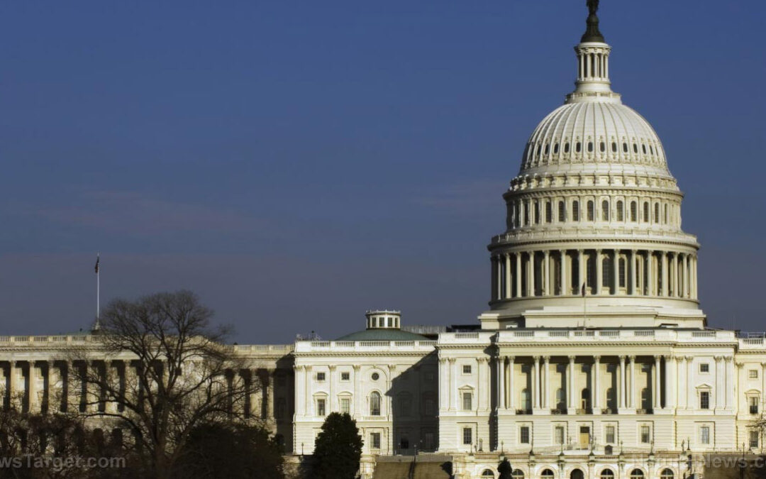 VIDEO: Capitol Police removed barriers and allowed protesters to walk ...